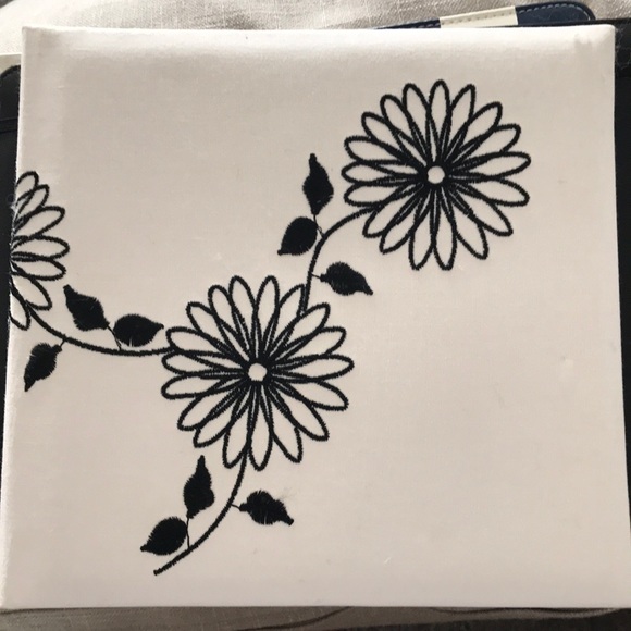 Bloomingdale's | Accents | Layla Grace Embroidered Photo Album New ...